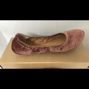 Lucky Brand | Shoes | New Lucky Womens Emmie Sable Velvet Ballet Flat ...